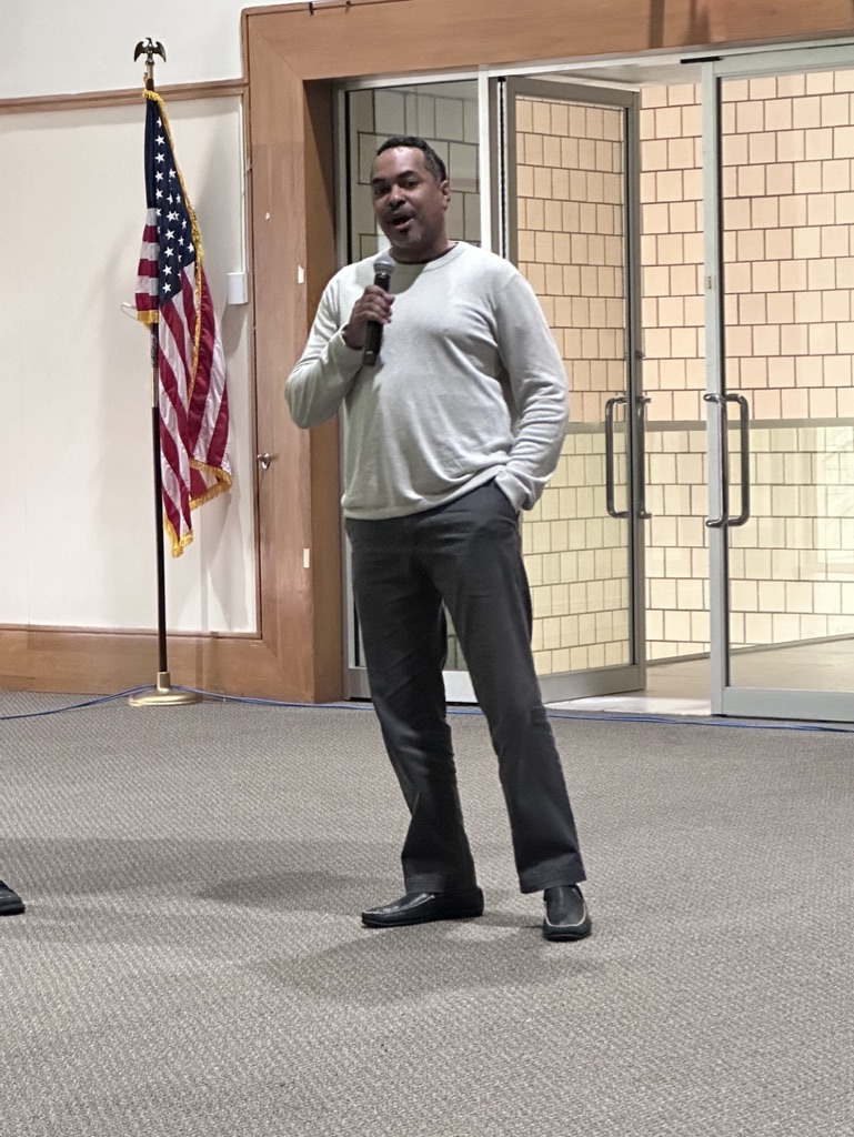 speaker-gerald | Project STAND